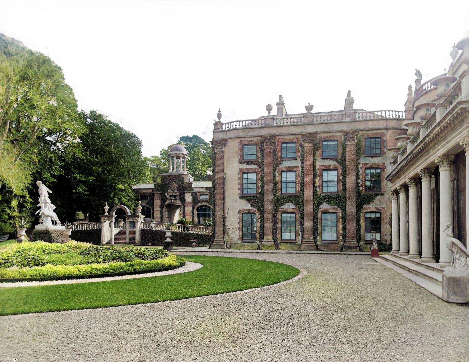 The Rich and Enchanting History of Bantry House, Co. Cork, Ireland ...
