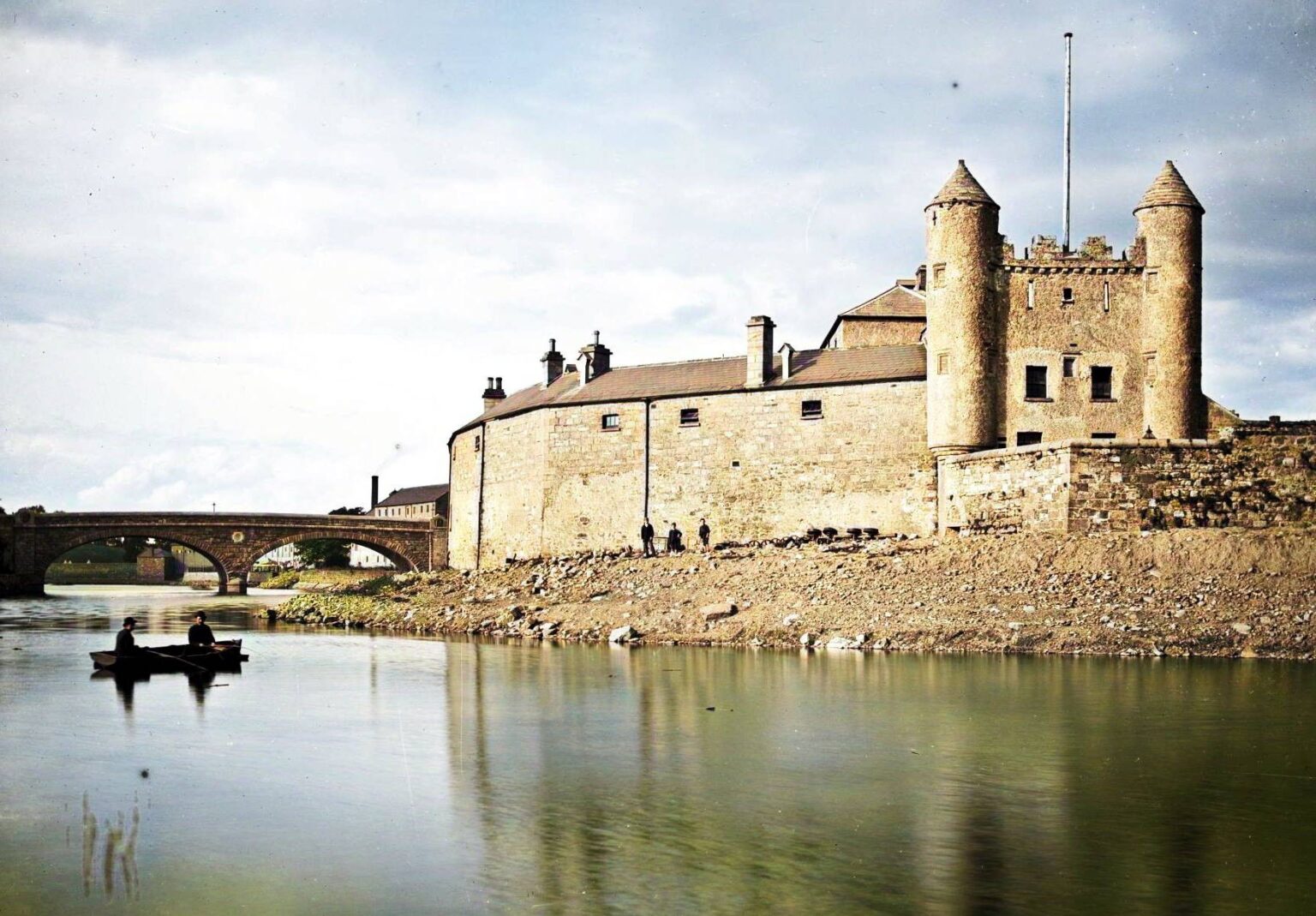 A Fascinating Journey Through Time: The History of Enniskillen Castle ...